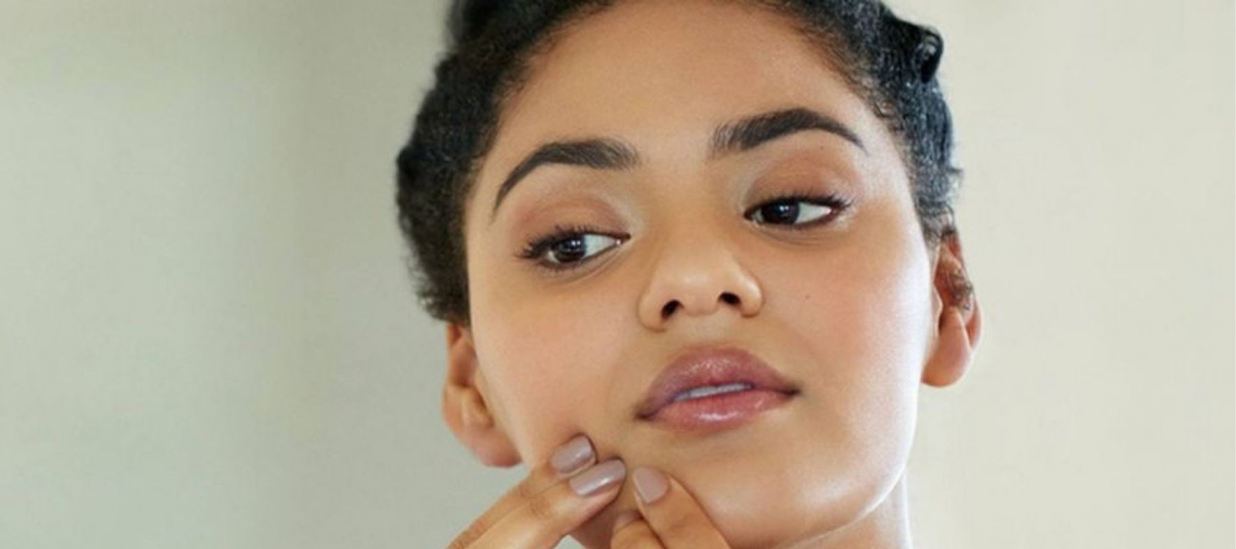 Comment se débarrasser des boutons sur le visage