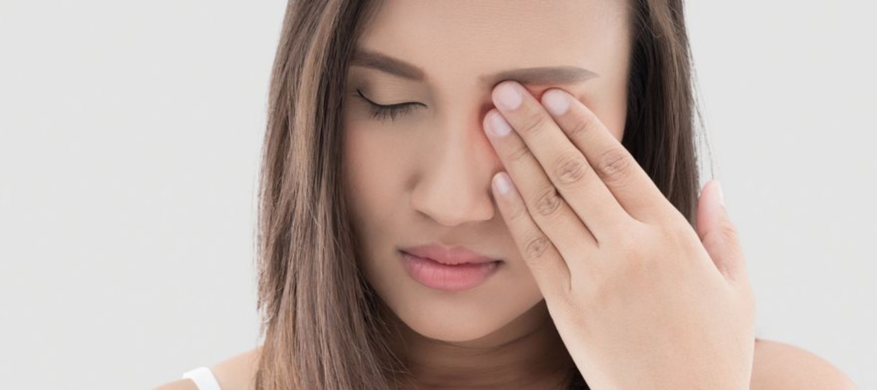 Eczéma des paupières : causes, symptômes et traitement | BIODERMA France